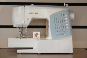 Singer computer naaimachine | Veenstra Naaimachines